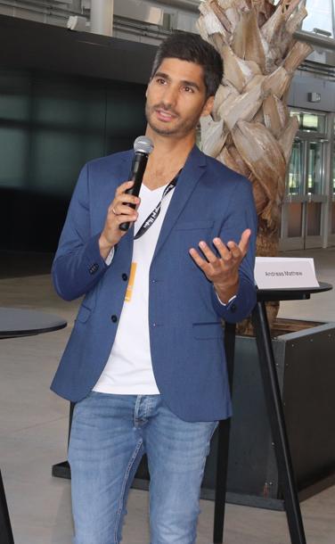 Andreas er manden bag det himmelske show - Udfordringen